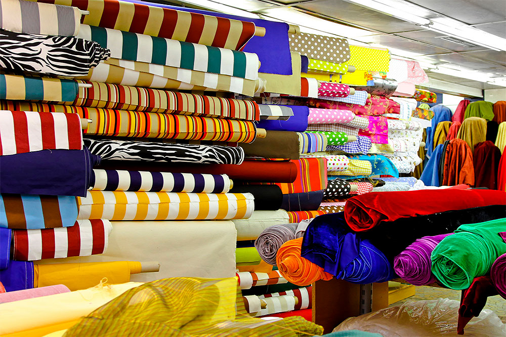 Oportunidades Textiles en Creditex S.A.A.: Uniendo Telas y Talento